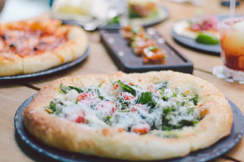 12 Best Restaurants in the Toronto Financial District You Must Visit