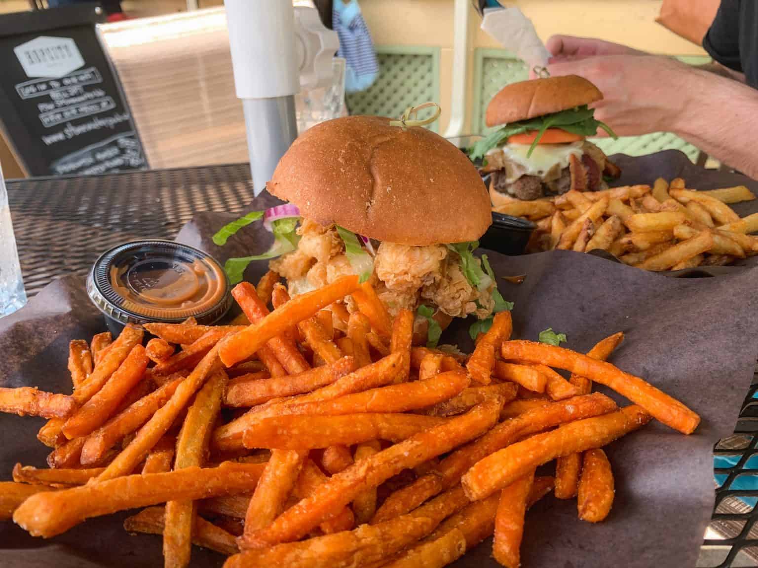 10 Best Restaurants in Gananoque, Ontario (1000 Islands)