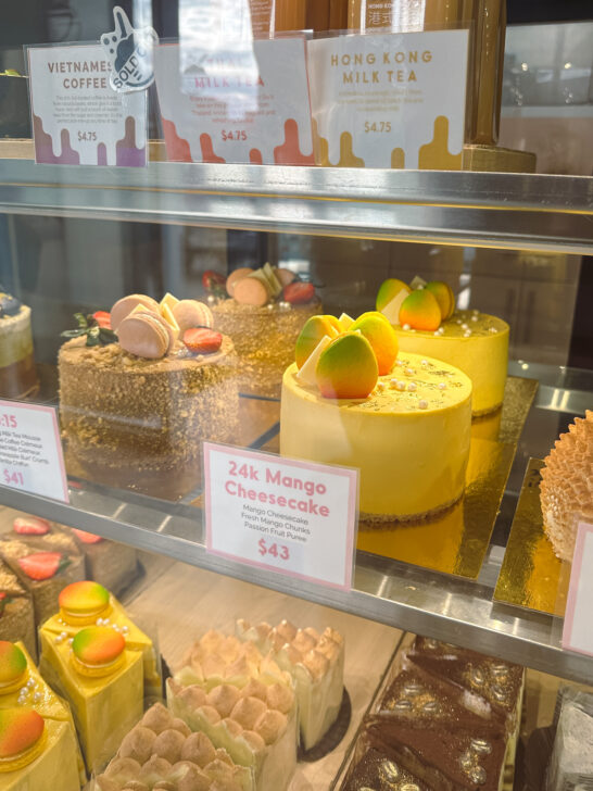 7 Best Cake Shops in Toronto (Custom Cakes & More)