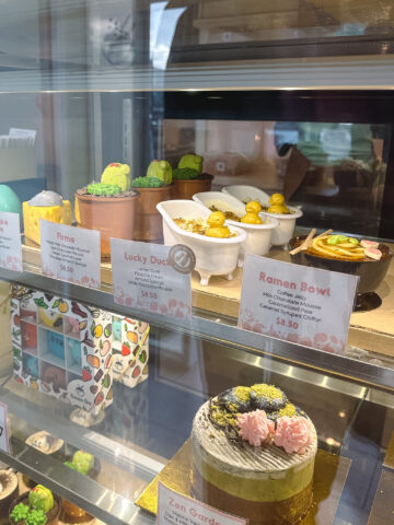 7 Best Cake Shops in Toronto (Custom Cakes & More)
